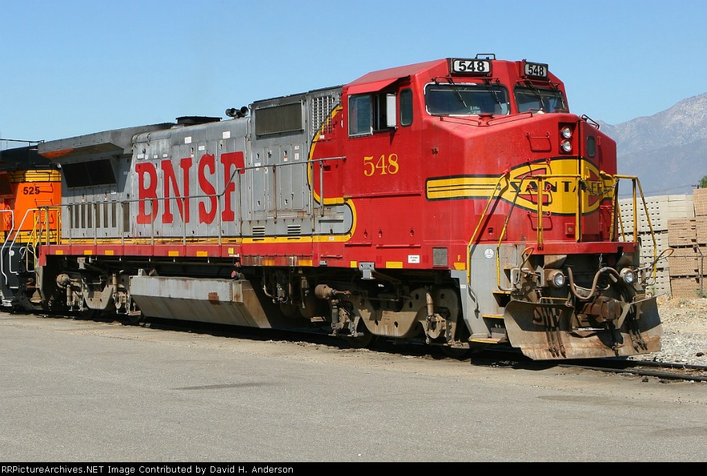 BNSF 548